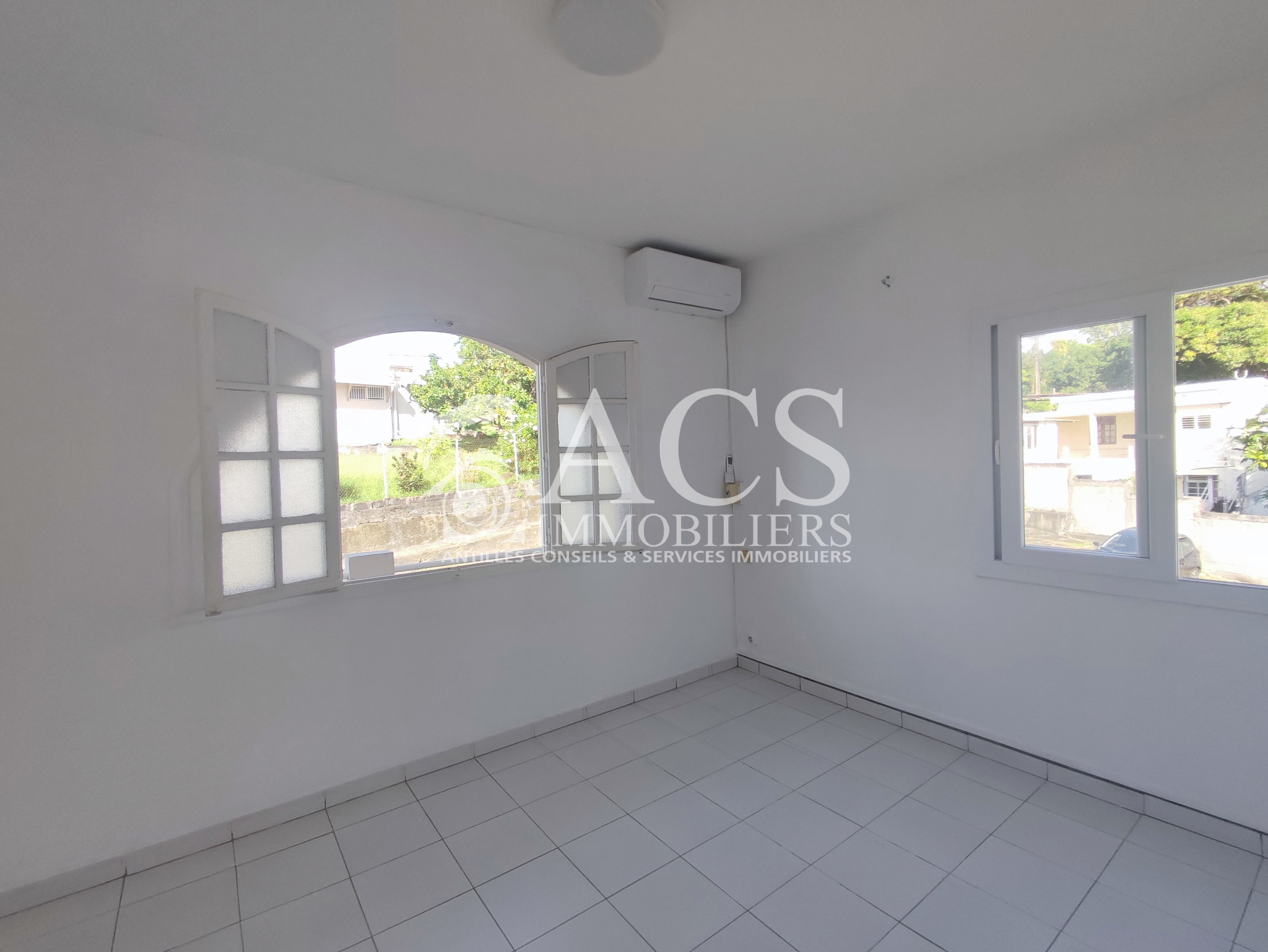 Location appartement Schœlcher 2 pièces 32.13m² 620€ | ACS Immobiliers
